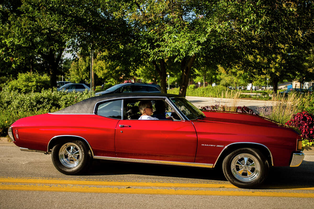 Cruise 'N Car Show rolls through 29th year