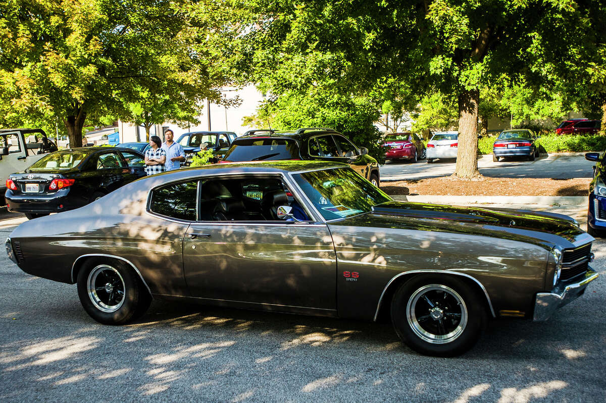 Cruise 'N Car Show rolls through 29th year