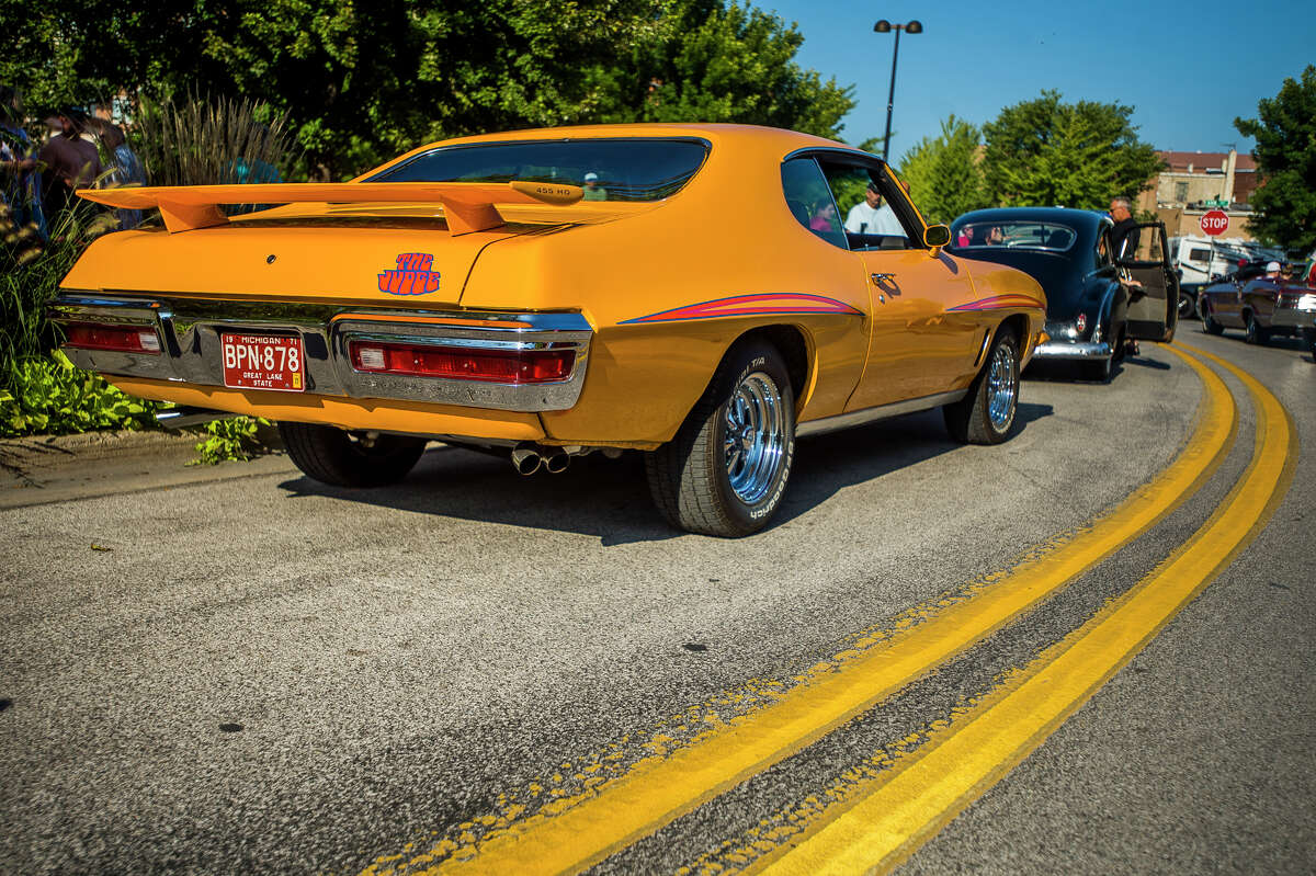 Cruise 'N Car Show rolls through 29th year