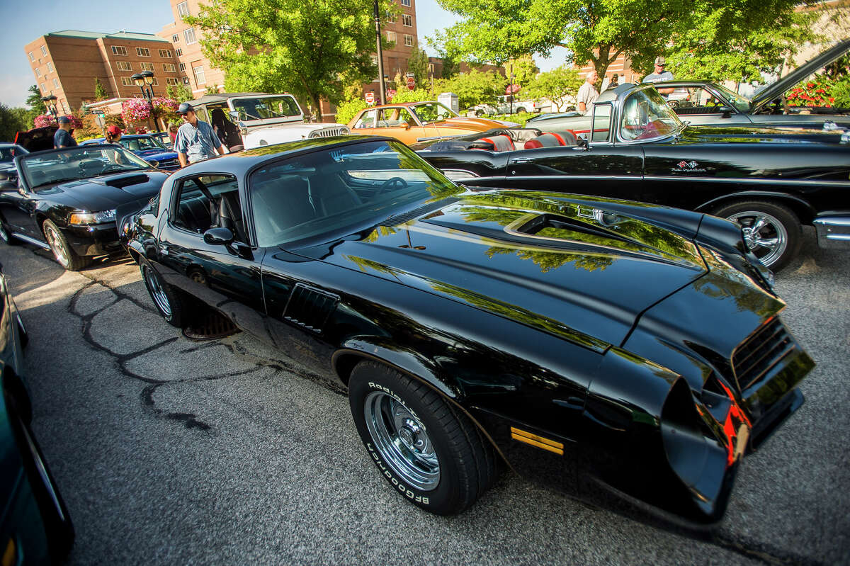 Cruise 'N Car Show rolls through 29th year