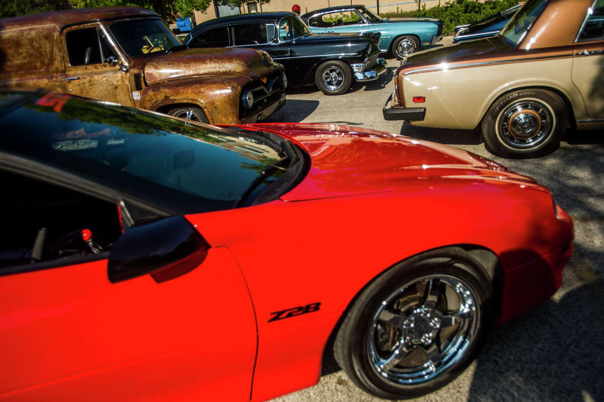 Cruise 'N Car Show rolls through 29th year