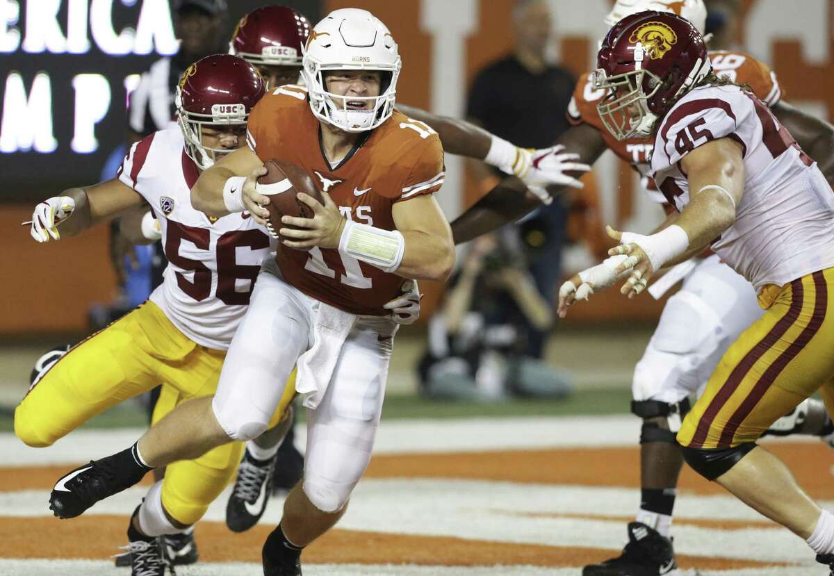 Texas starting to unleash QB Sam Ehlinger