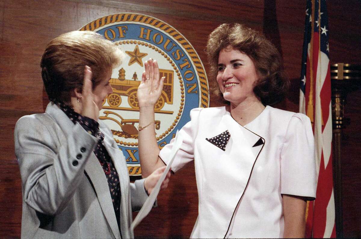 Texas women can gain political clout in 2018, after 20-year slump