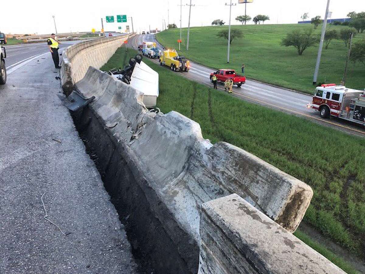 Major San Antonio highway interchange opens just in time for rush hour