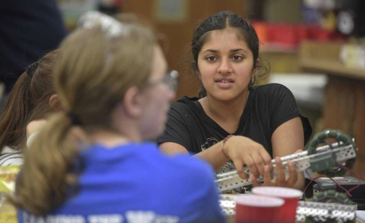 Danbury science student develops A.I. project to identify Lyme