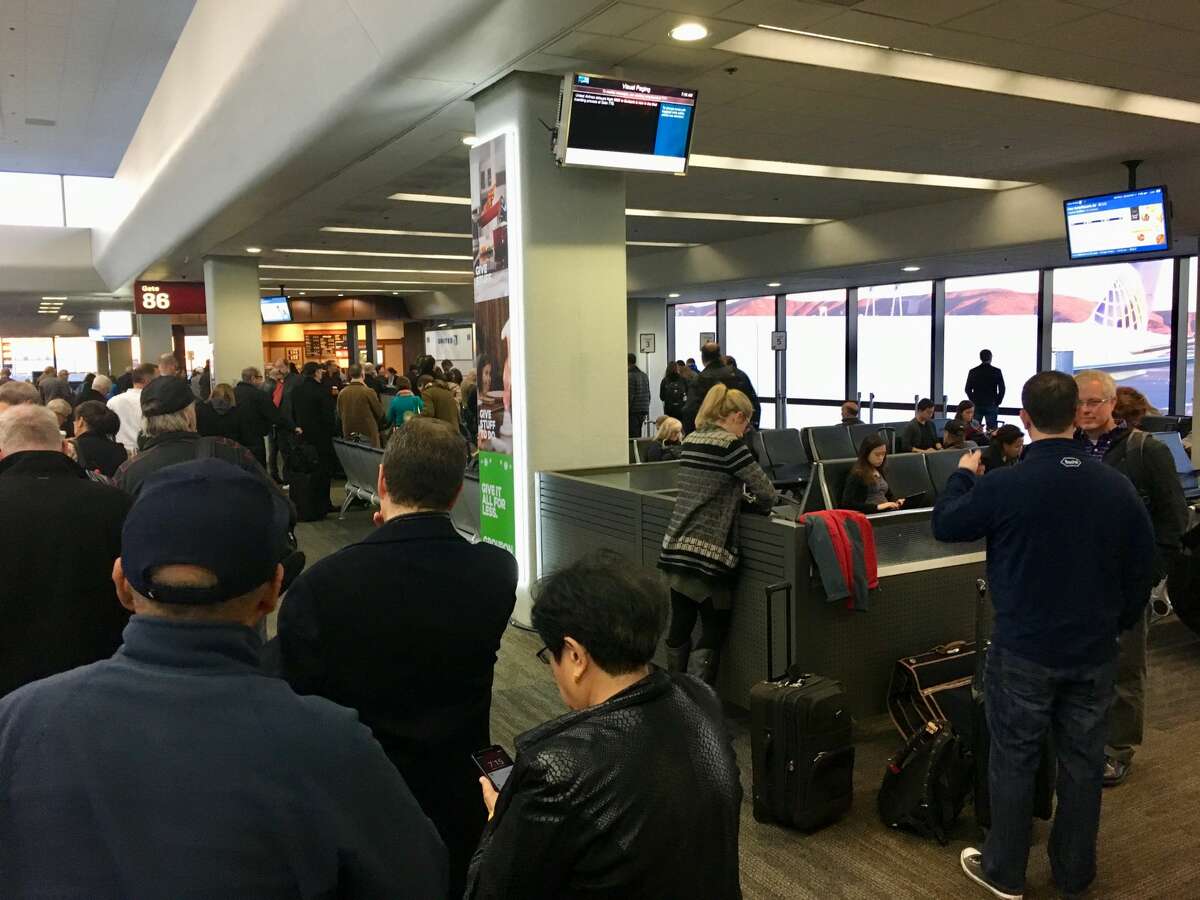 United Airlines' new boarding process: Back to the future