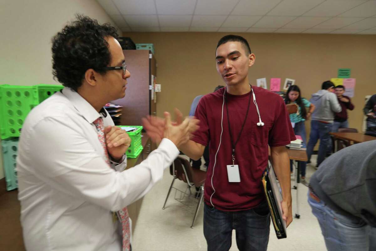 Pasadena Memorial High teacher salts away fame as ‘MasterChef’ finalist