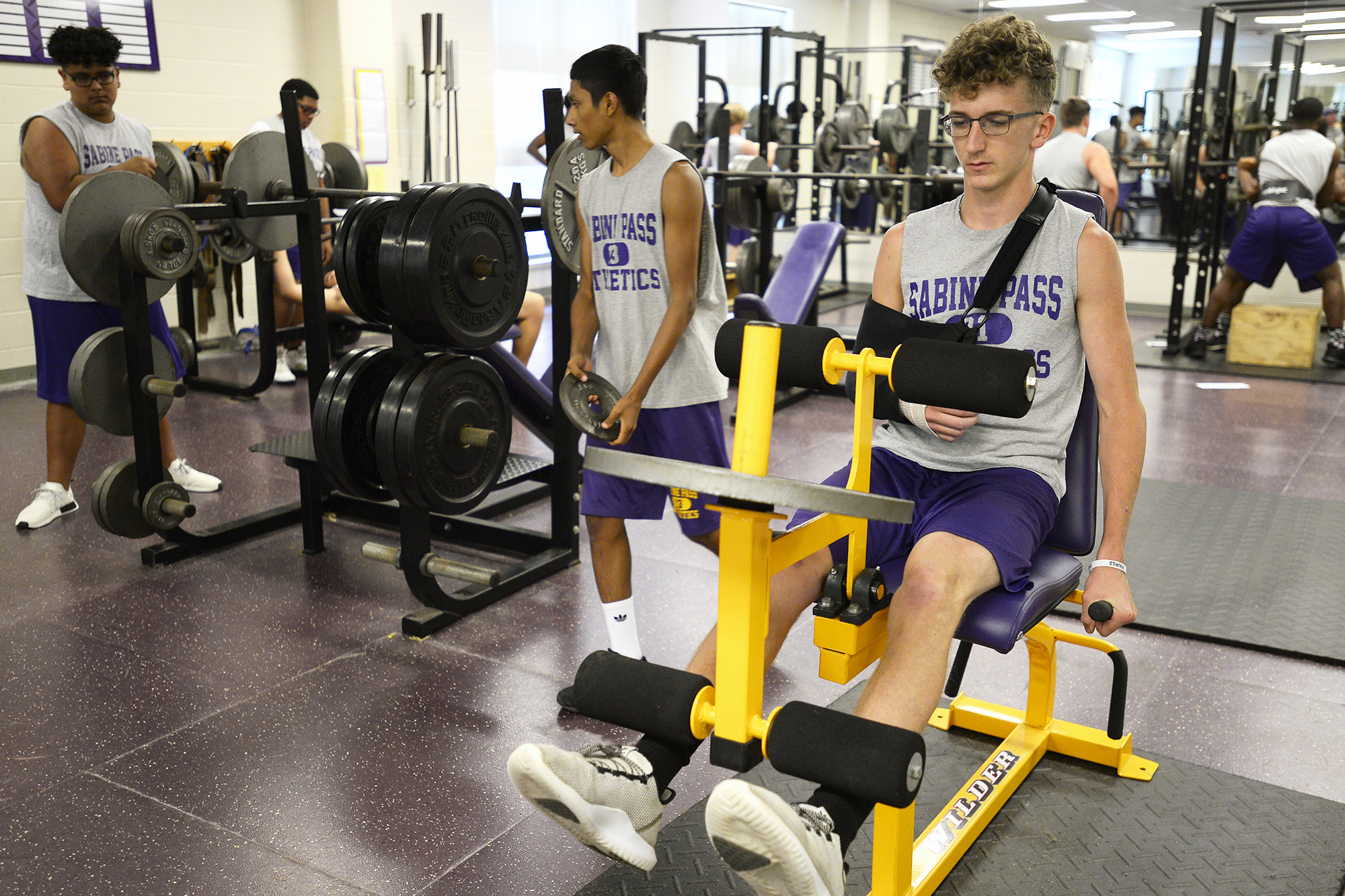 Sabine Pass cancels football season