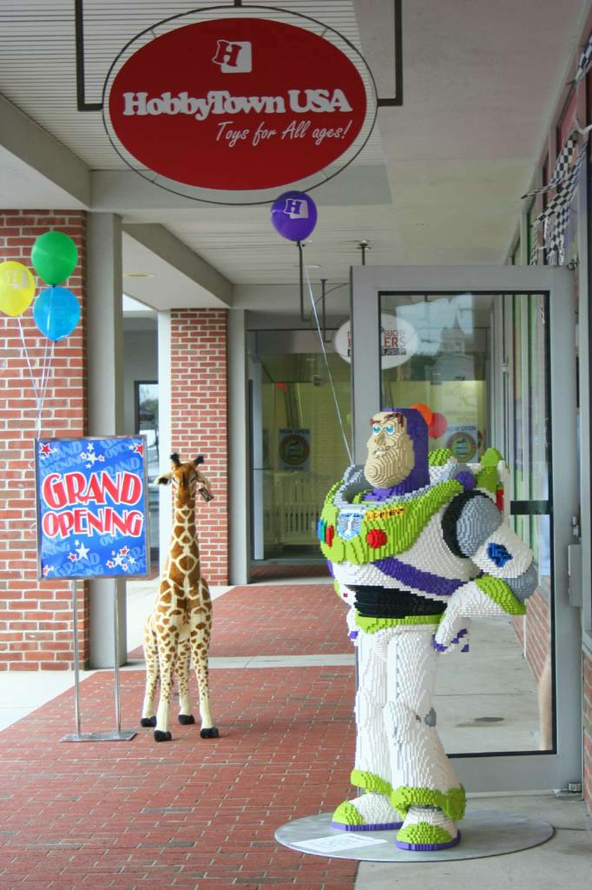 High Ridge Shopping Center sees spate of new tenants