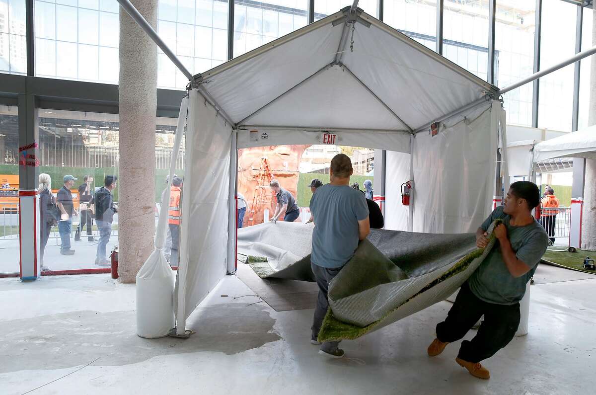 Behind the scenes at Dreamforce, Salesforce’s tech extravaganza