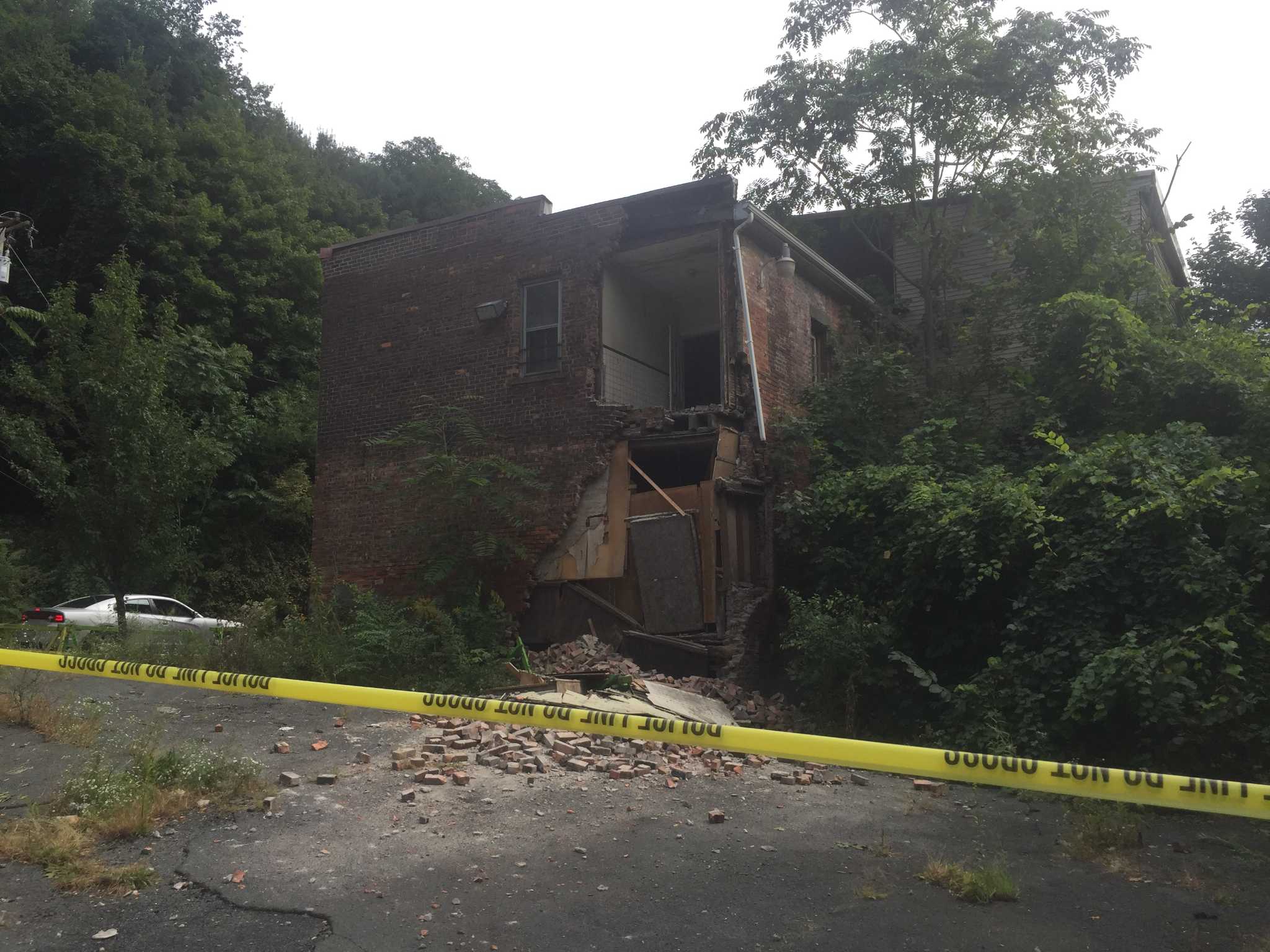 Wall collapses at a South Troy landmark