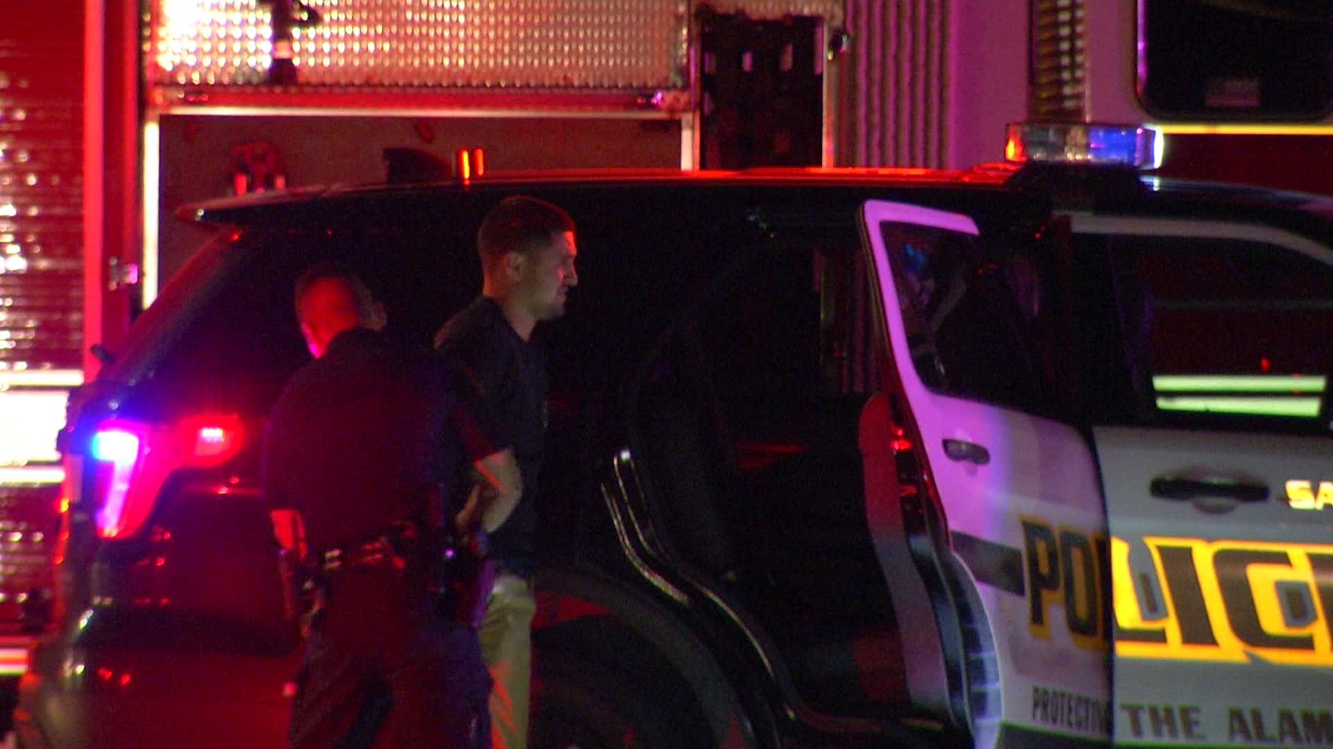 2 hospitalized, 2 arrested in stabbing at NW side apartments, police say
