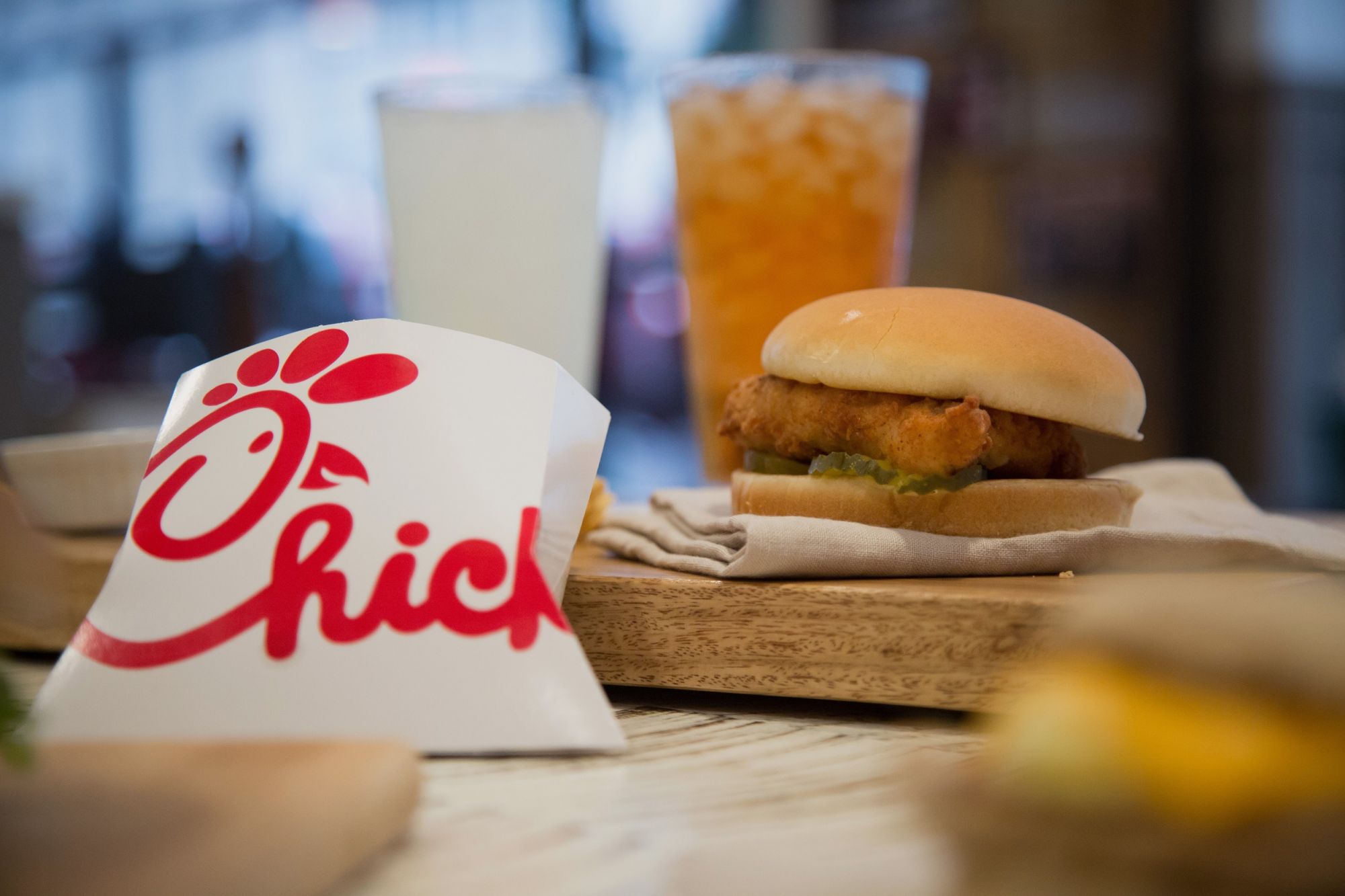Chick-fil-A Makes More Per Restaurant Than McDonald's, Starbucks and ...