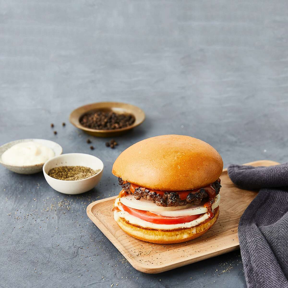 Creator, San Francisco’s burger robot restaurant, opens to walk-ins