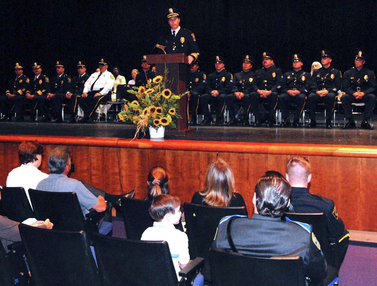 Hamden police chief to take job with state Department of Labor