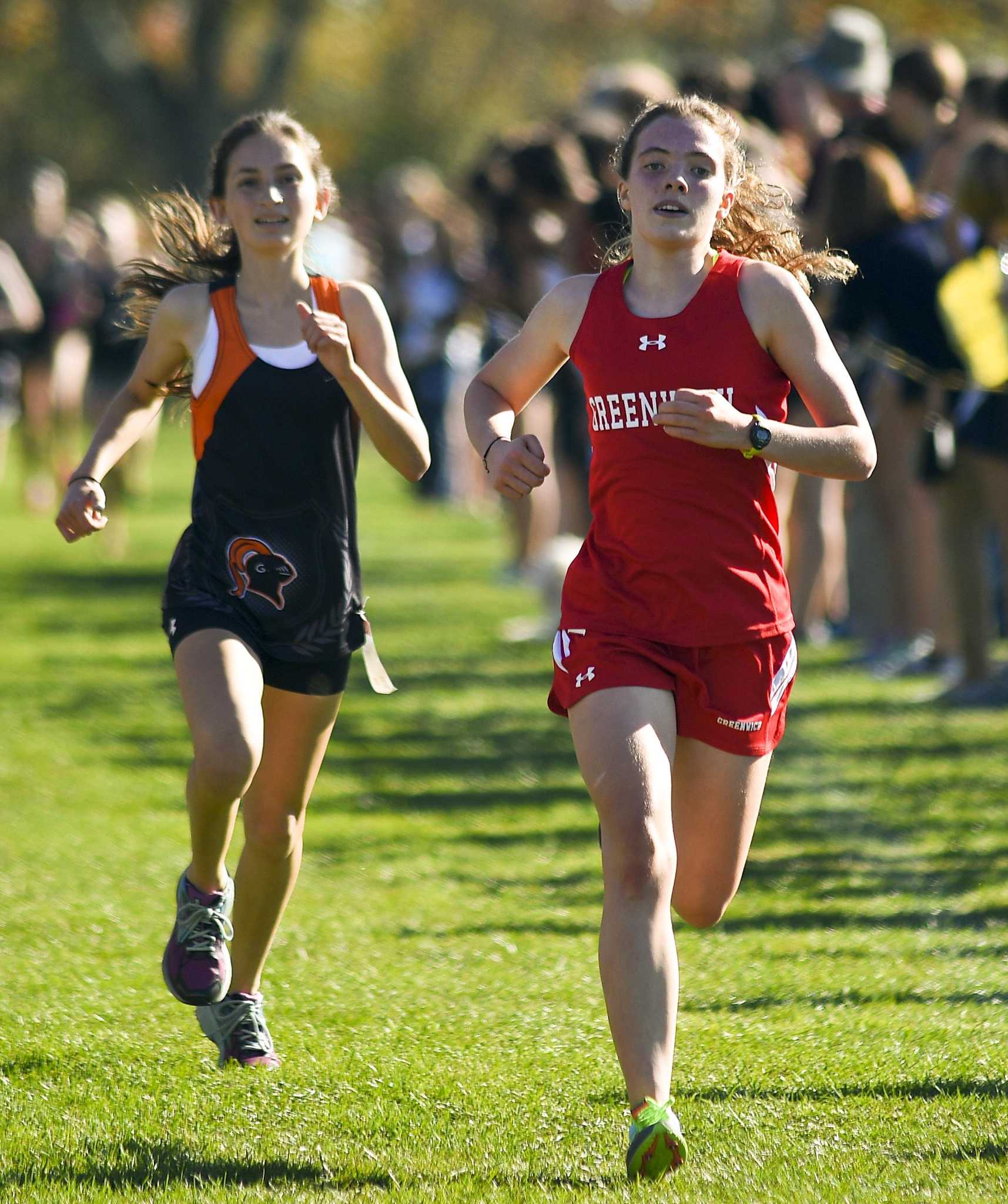 Greenwich High girls cross country team off to a fast start