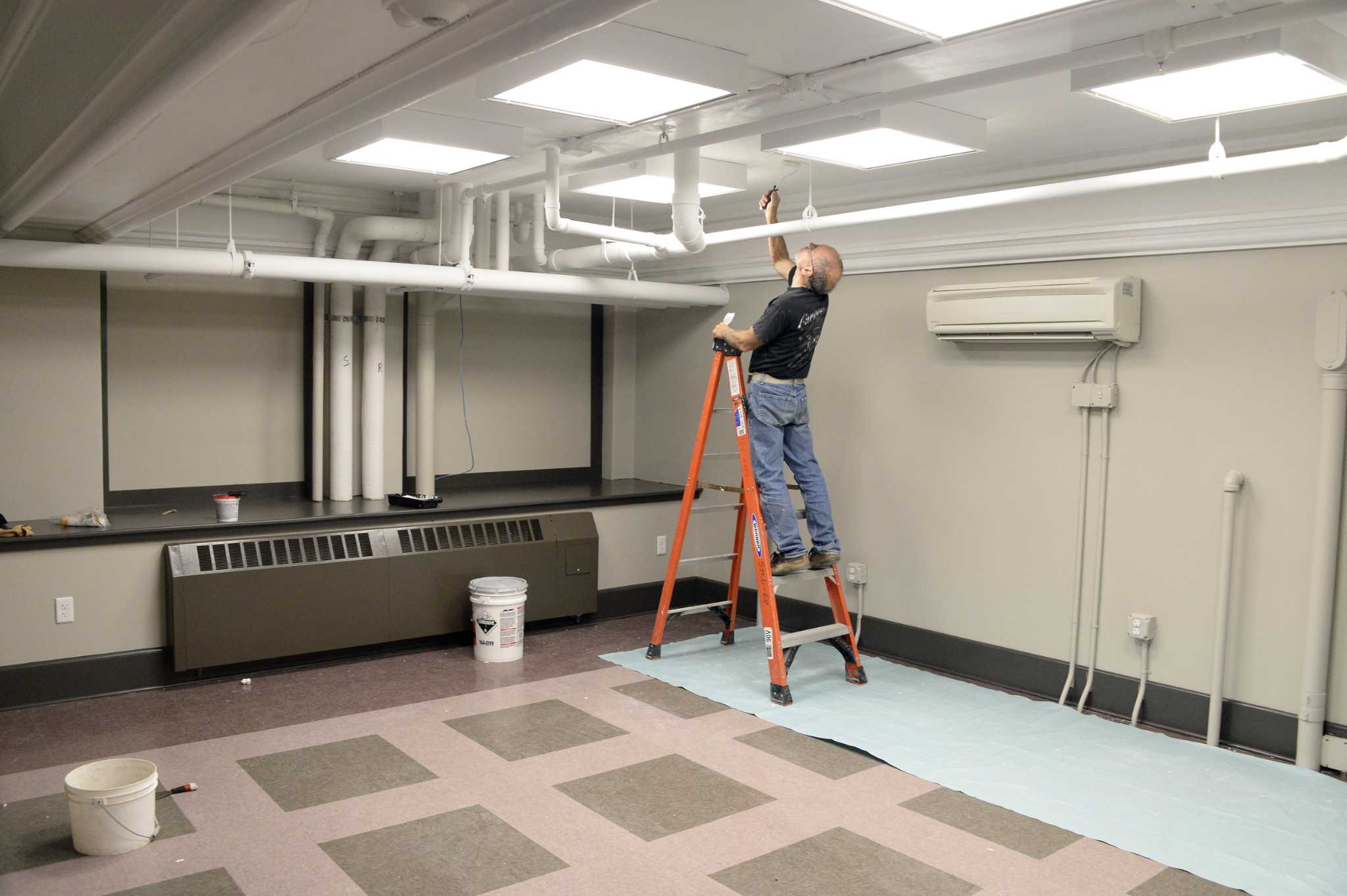 Electric Barn maker space looks to spur ingenuity among artists and ...