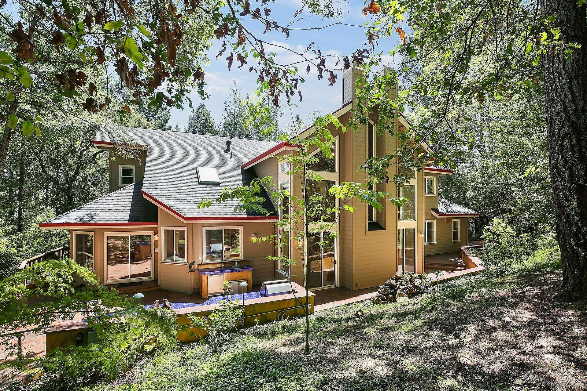 Walk-through: Spacious Santa Rosa home built for entertaining