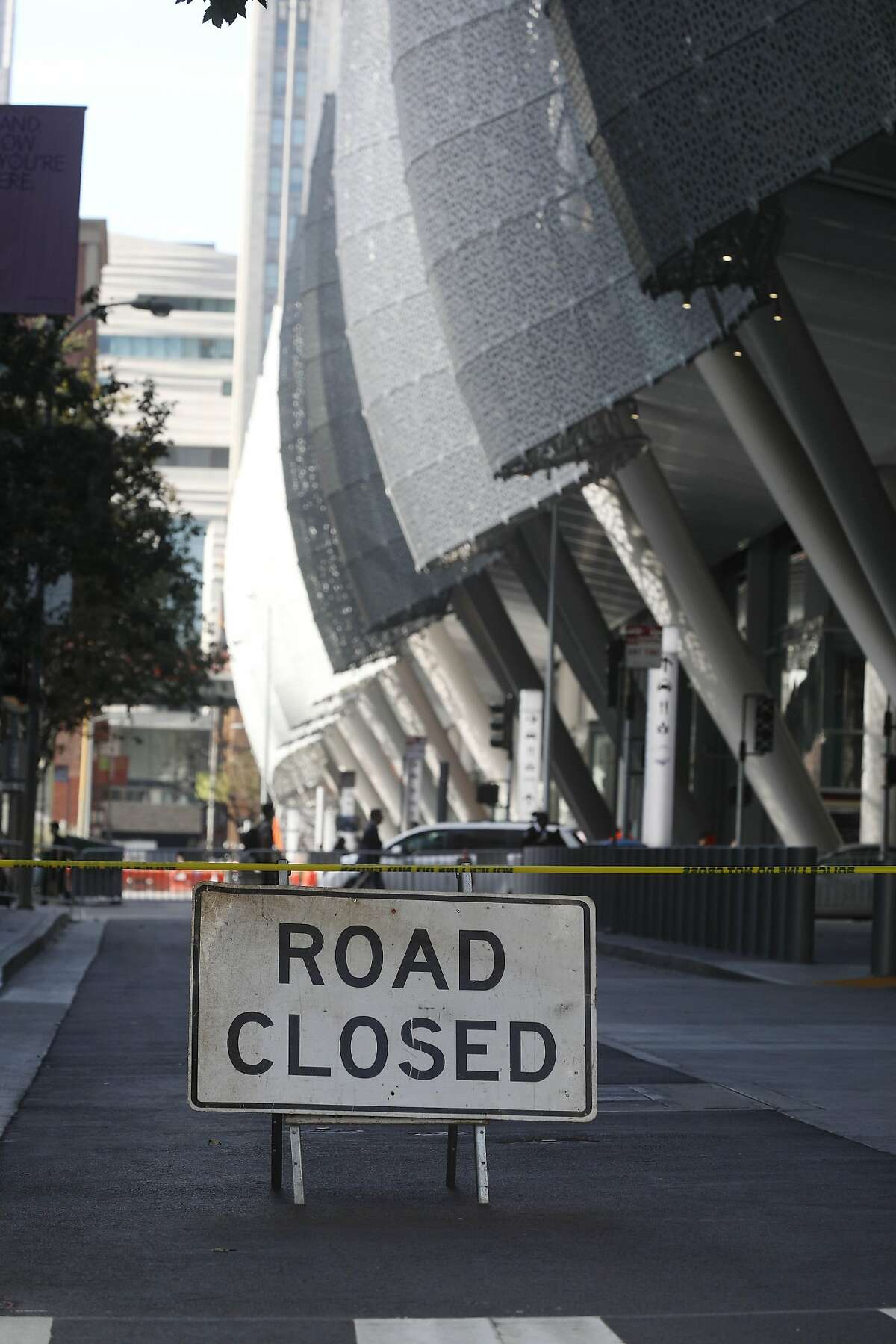 Crews begin work to shore up cracked beams at SF’s Transbay Transit Center