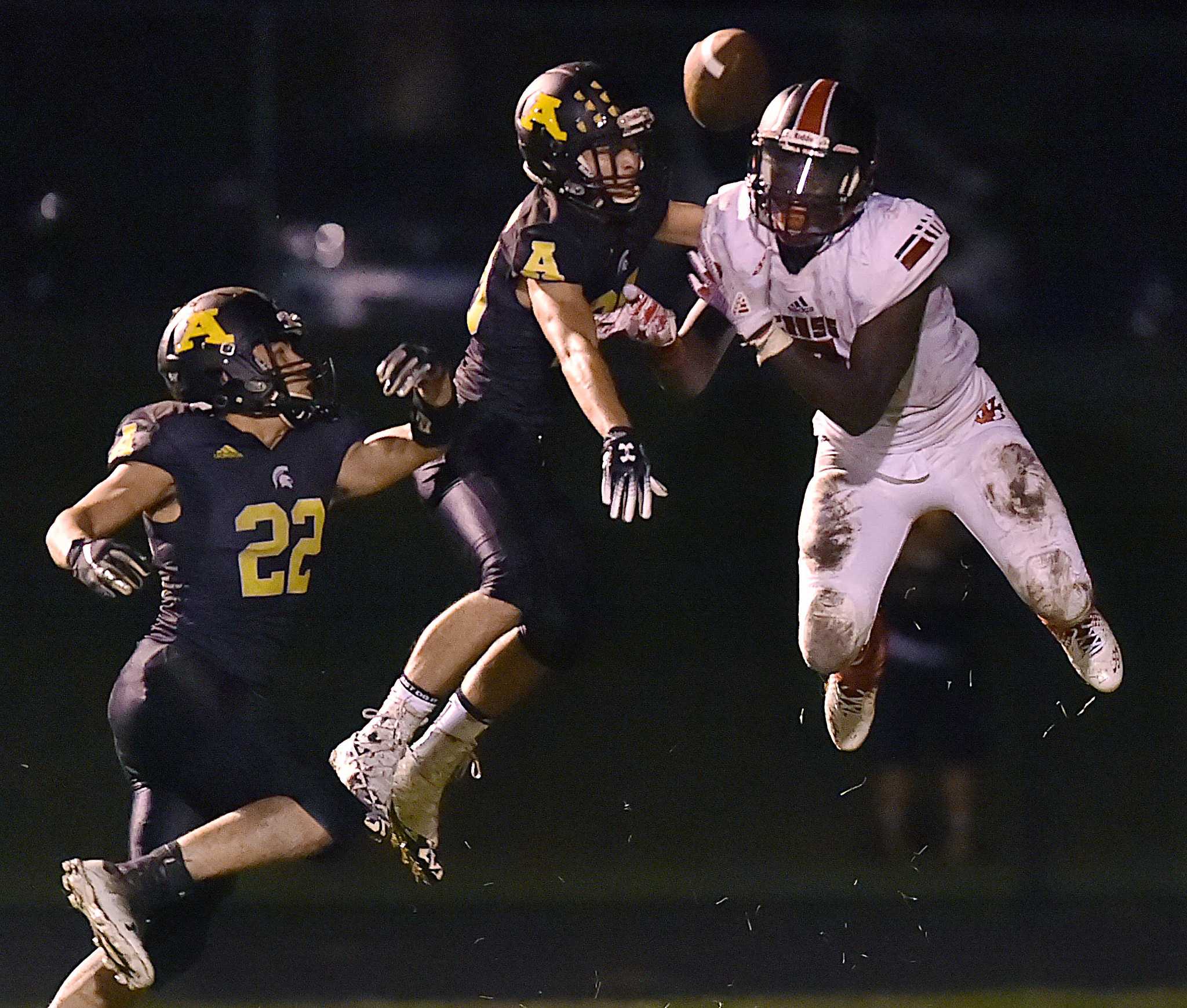 Amity football team scores SCC win over Wilbur Cross