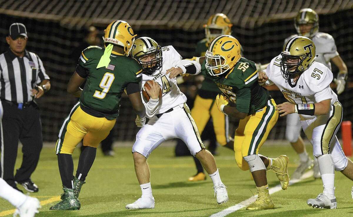 Eagles soar past Crusaders