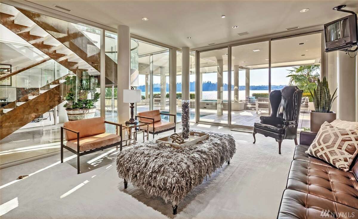Step inside this $10.5M Mercer Island mansion