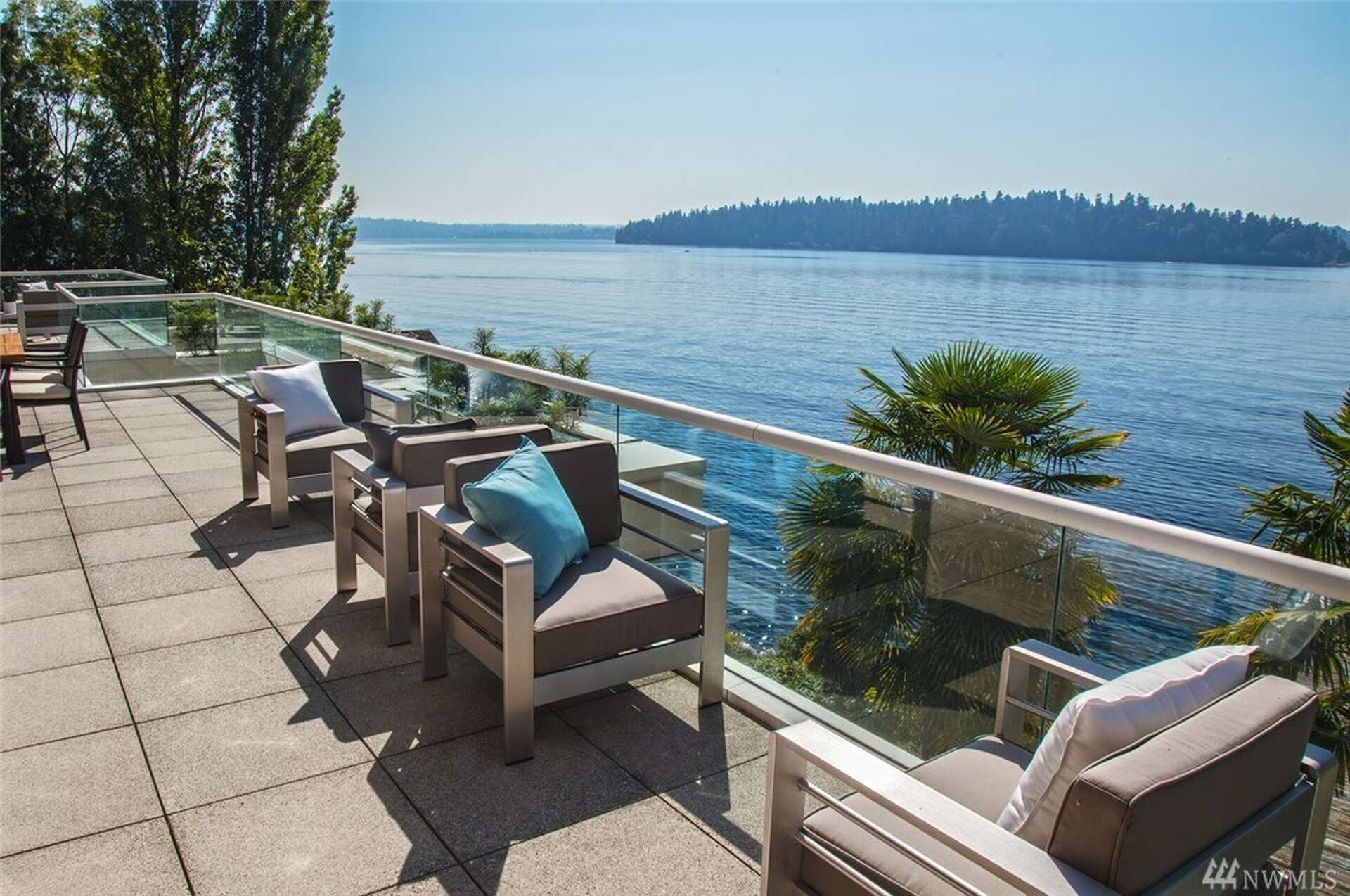 Step inside this $10.5M Mercer Island mansion