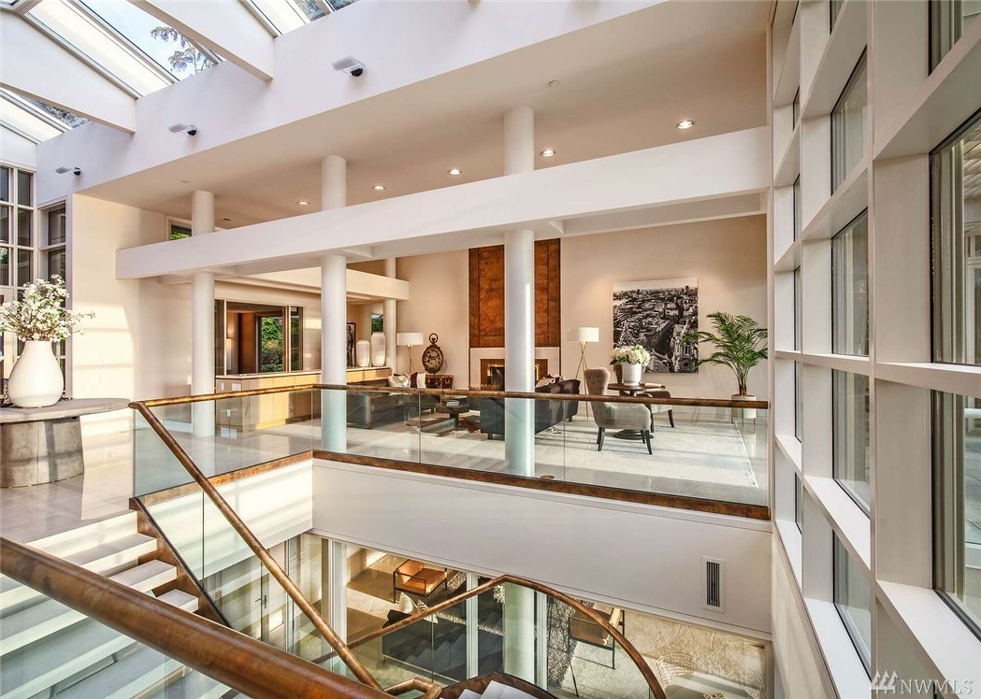 Step inside this $10.5M Mercer Island mansion