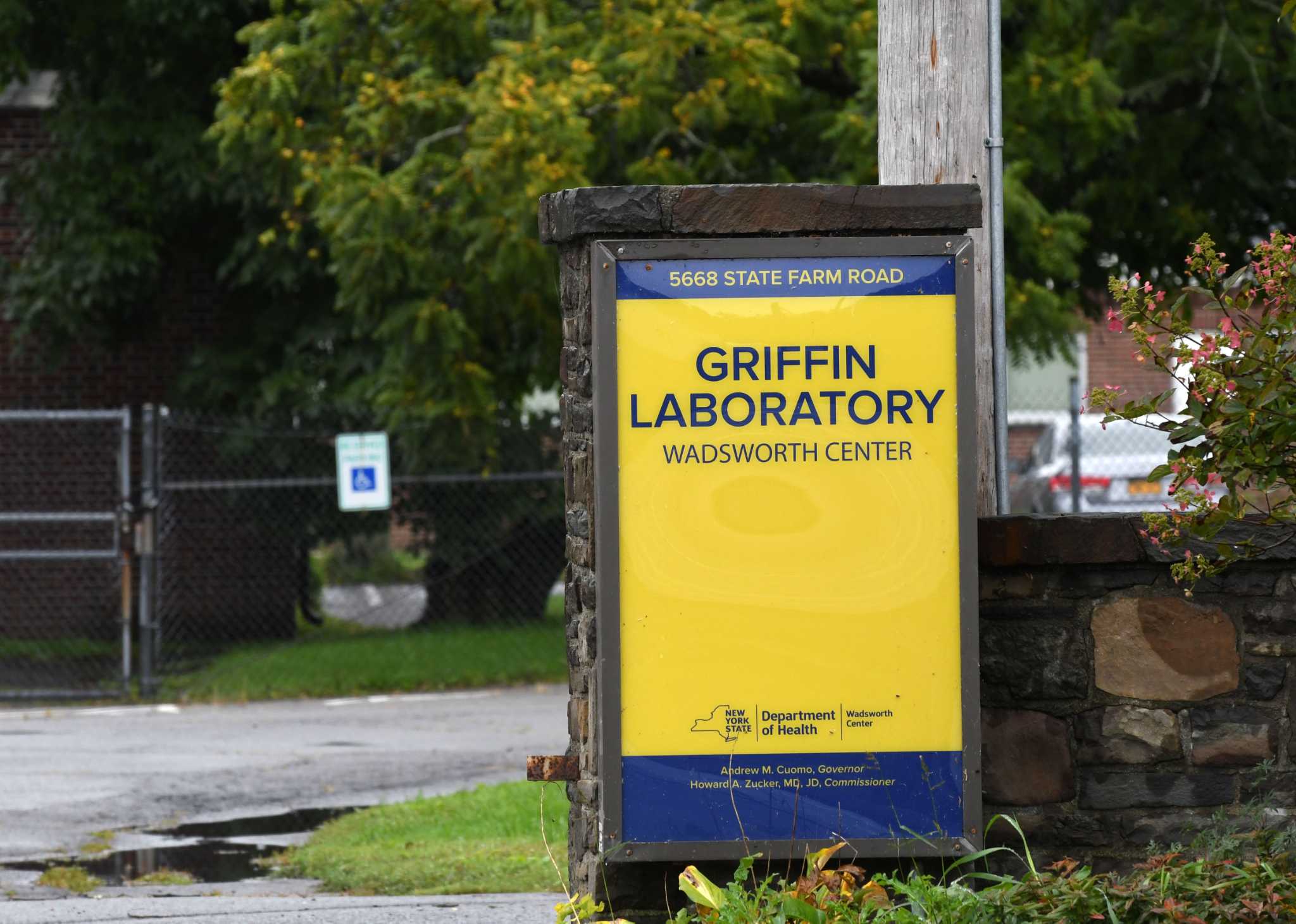 Wadsworth Lab Project Gets Only Two Bidders