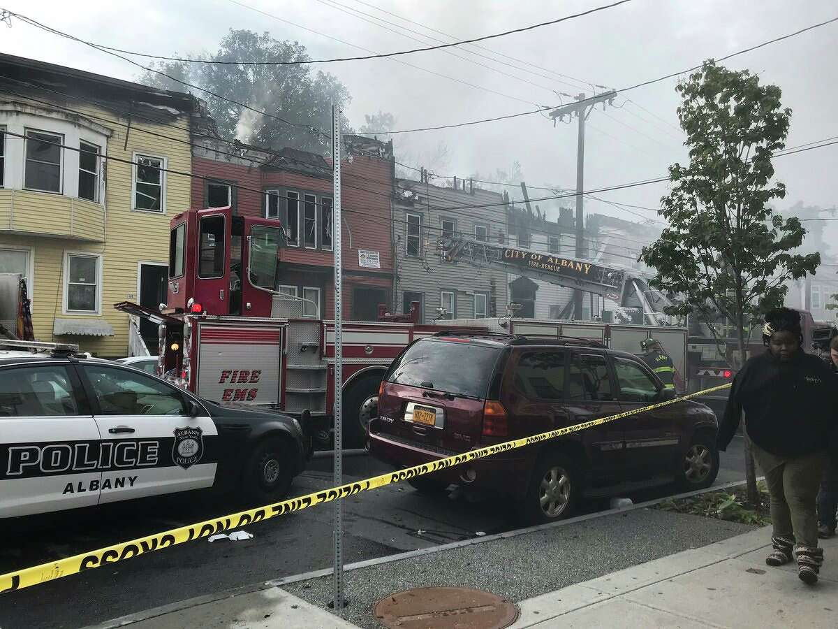 2 fires destroy a dozen buildings in Albany