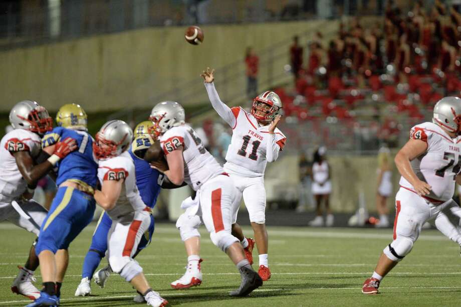 Travis football continues winning streak against Elkins - Houston Chronicle
