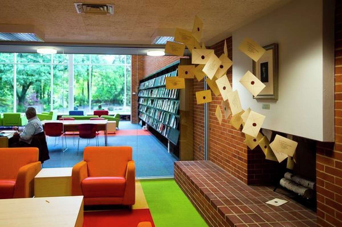 Library hosting iconic scenes from Harry Potter series