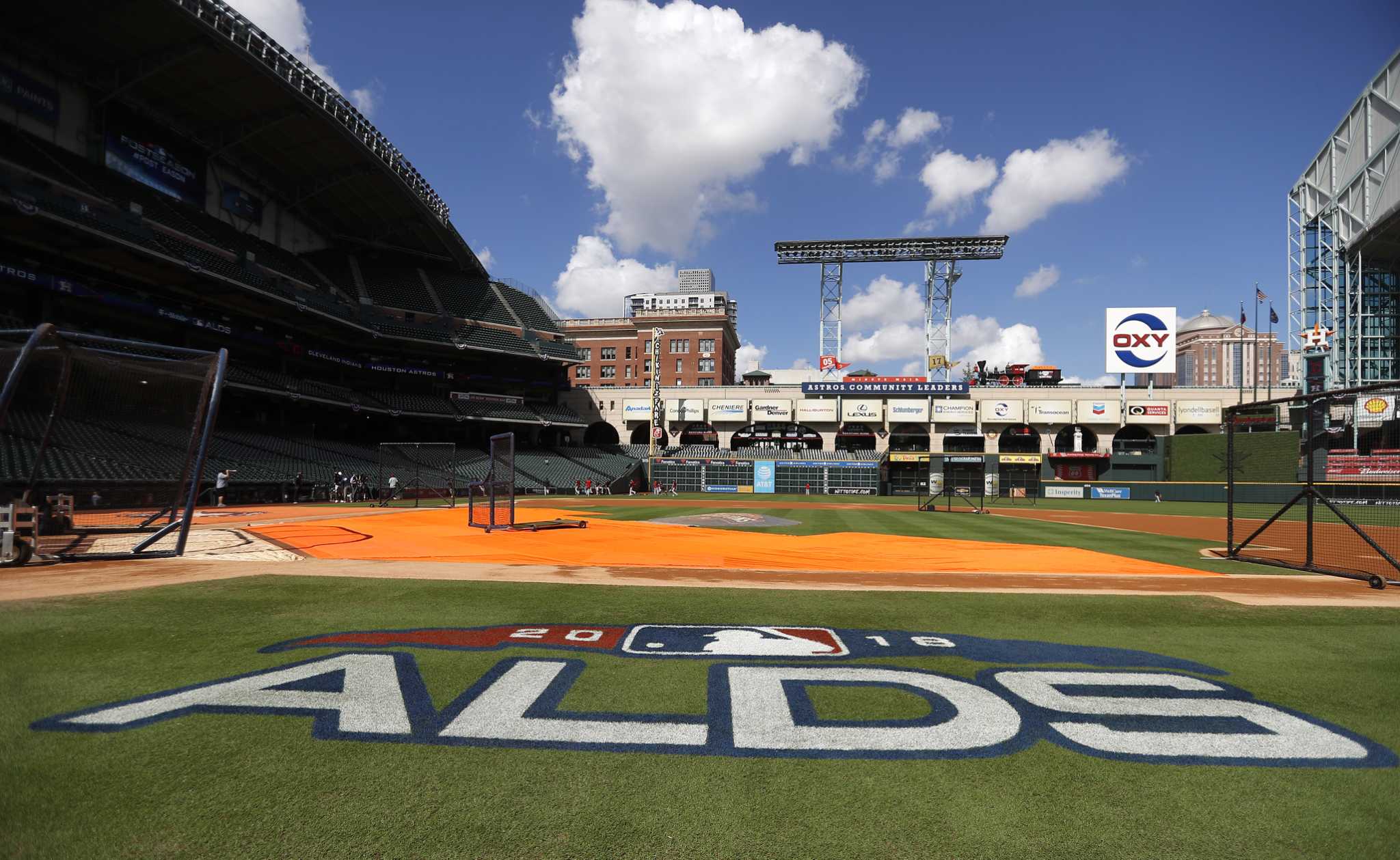 Astros’ road to a repeat title begins with a mix of old and new