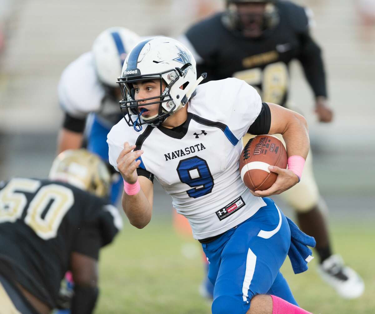 Navasota rallies to take down North Forest
