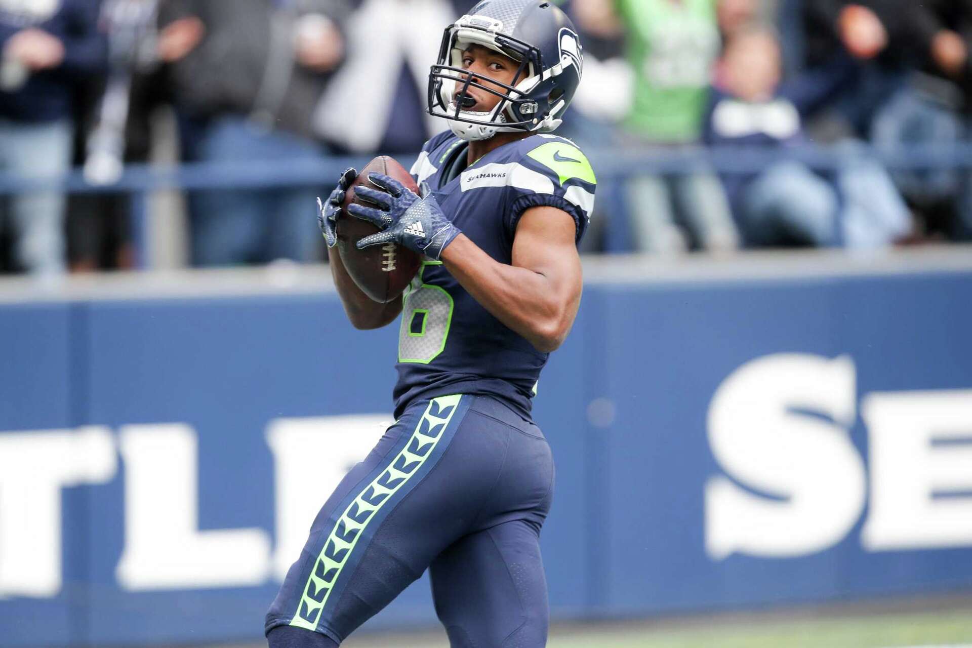 'Rare human being': Lockett's spirituality helps lead Seahawks