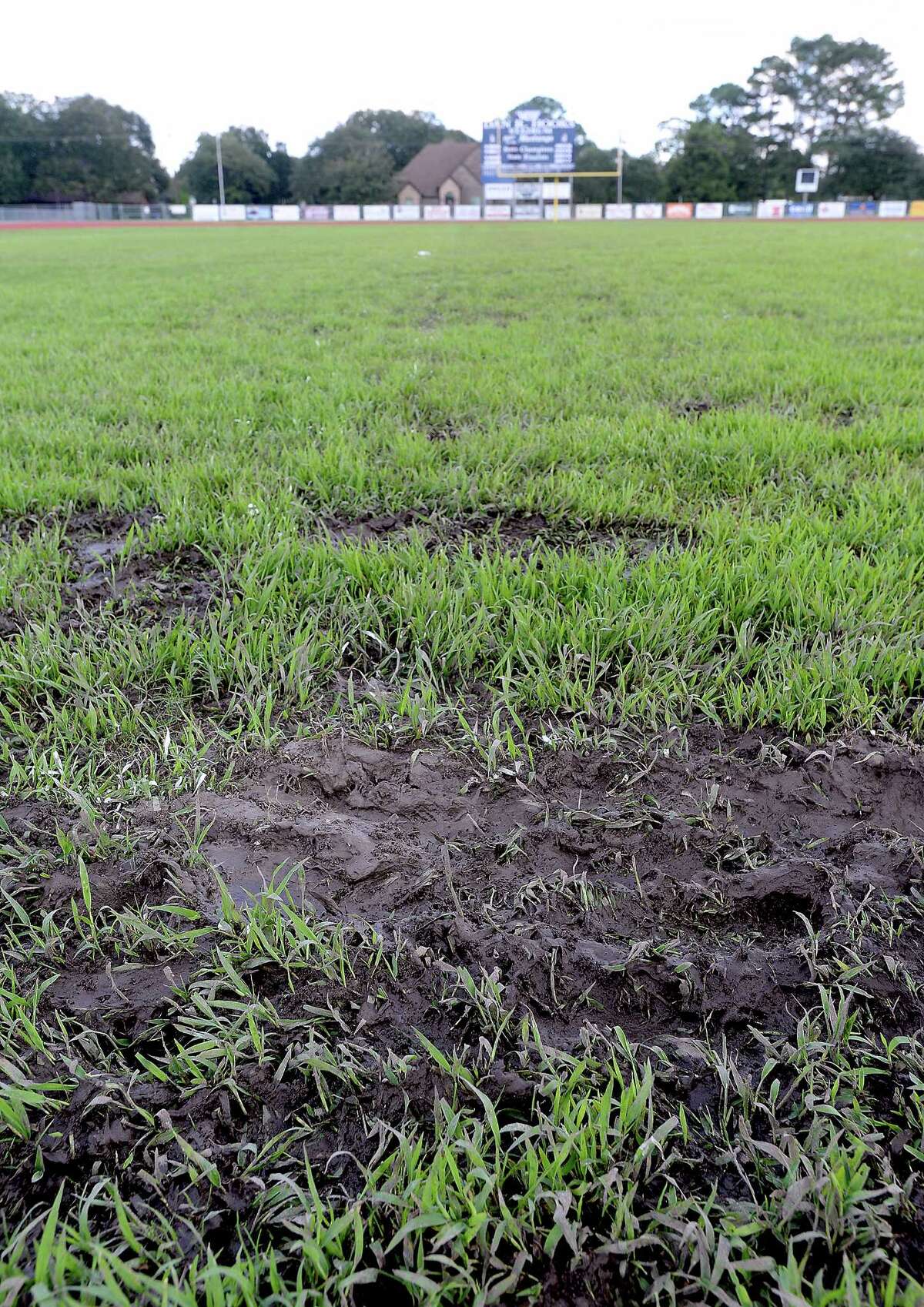West Orange-Stark could get artificial turf field