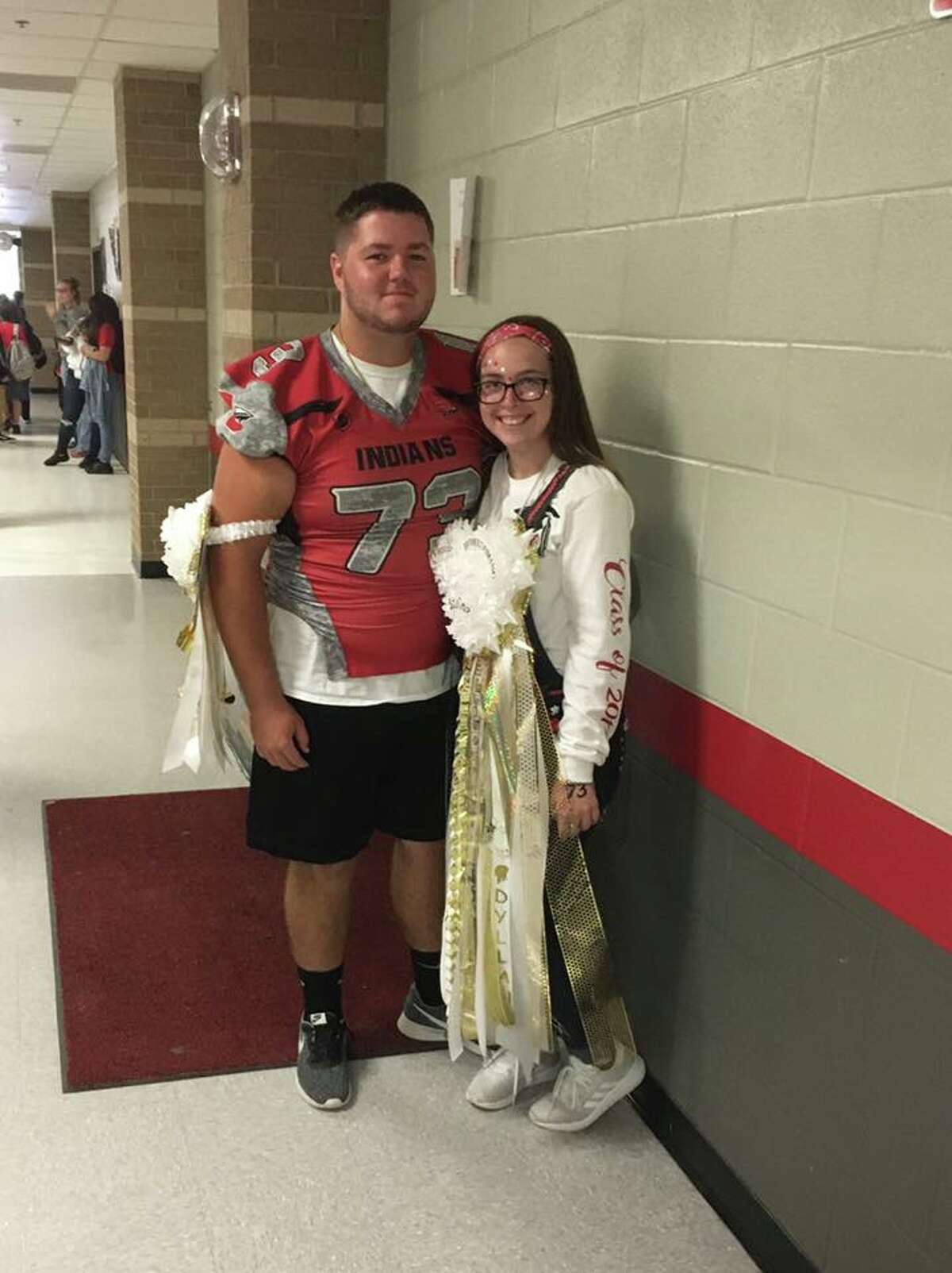 Houston-area students celebrate Texas homecoming tradition with ...