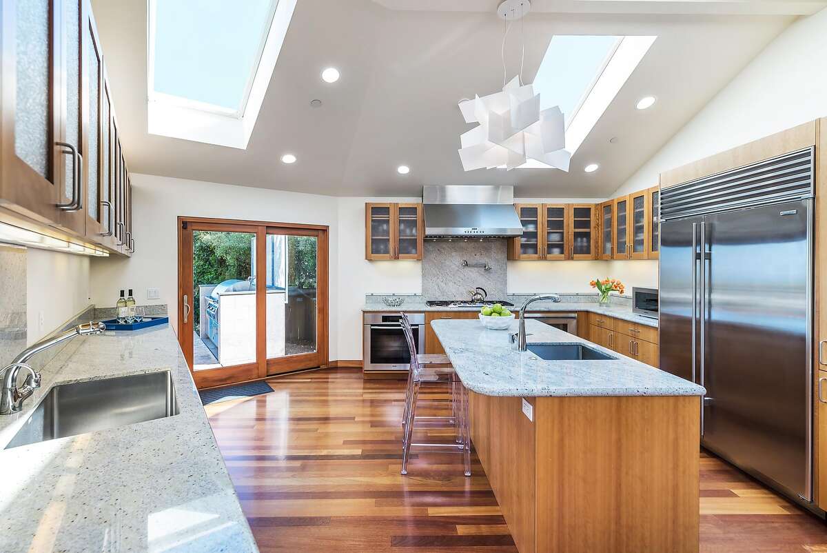 Walk-through: Grand views await at updated Sausalito midcentury