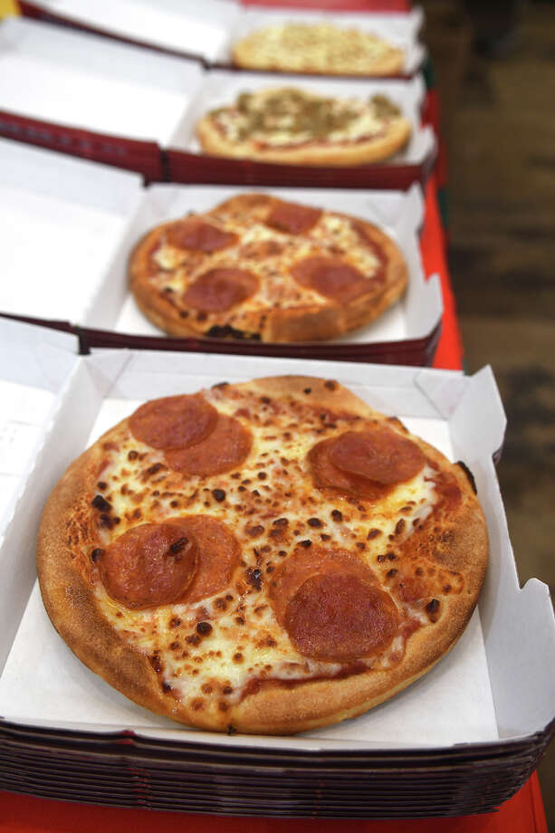 Trendy cafeteria food you wish you had in your childhood - Houston ...