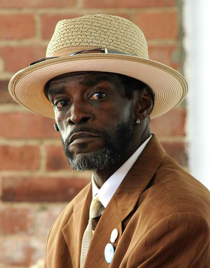 State Supreme Court sides with Newton - Connecticut Post