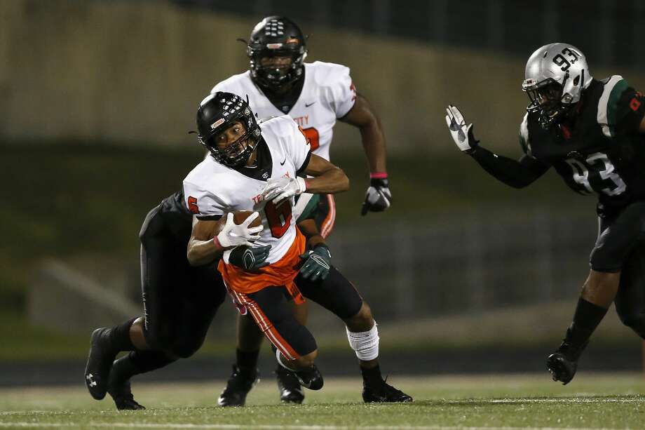 Hightower defeats Texas City for first win of season - Houston Chronicle
