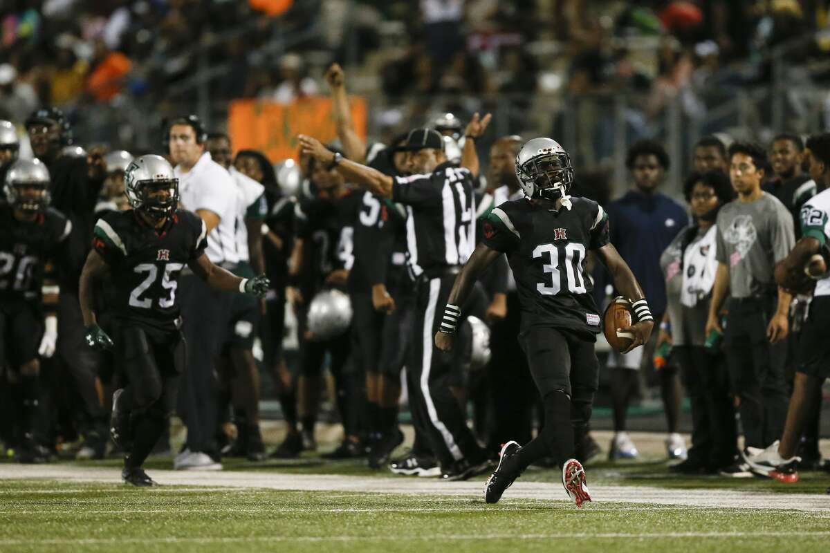 Hightower defeats Texas City for first win of season