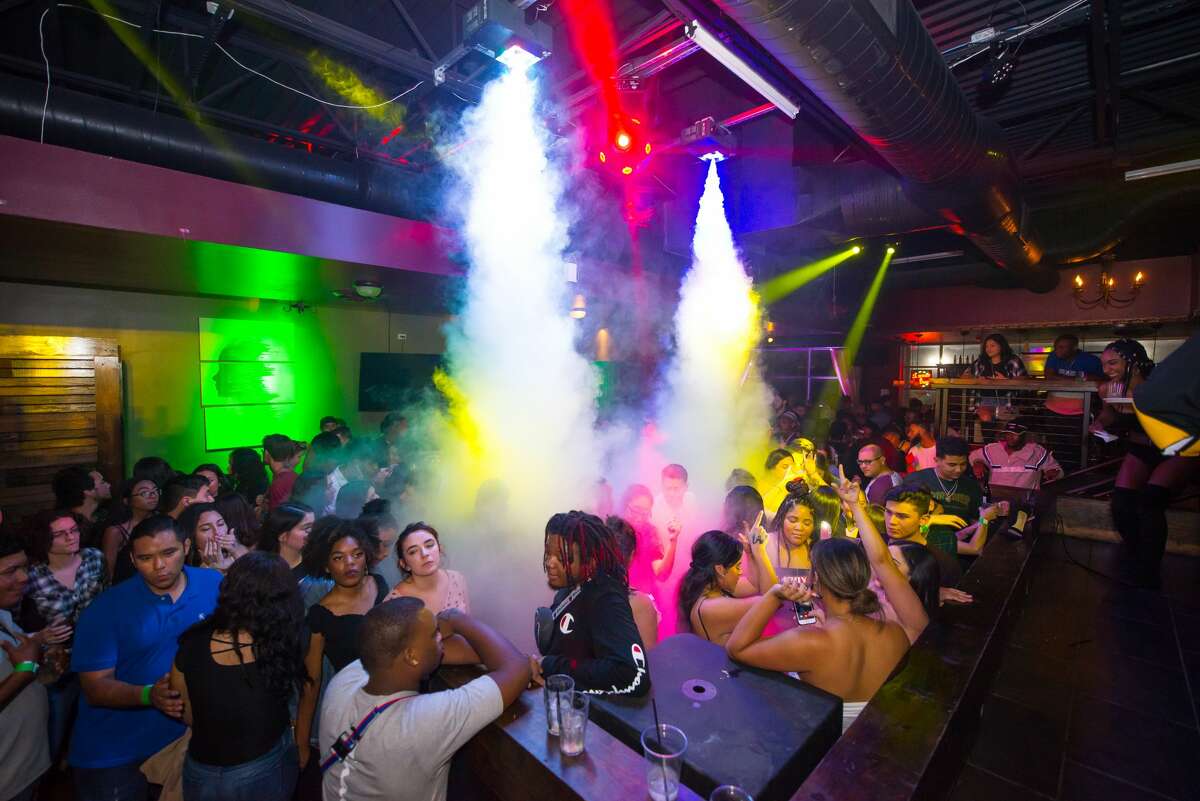 Photos: San Antonio brings the heat to Burnhouse