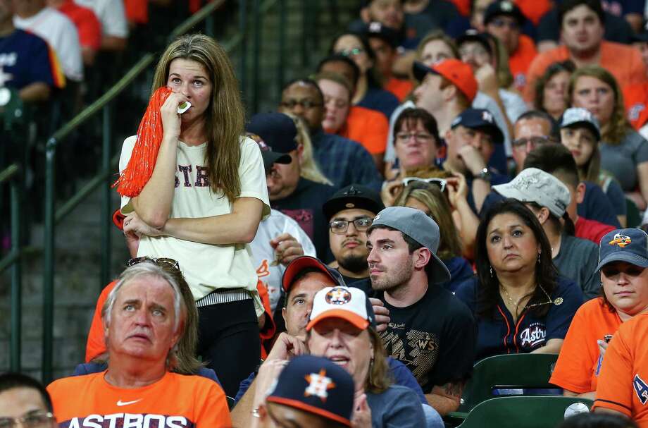 Astros fans party at Minute Maid Park for Game 1 of the ALCS - Houston Chronicle