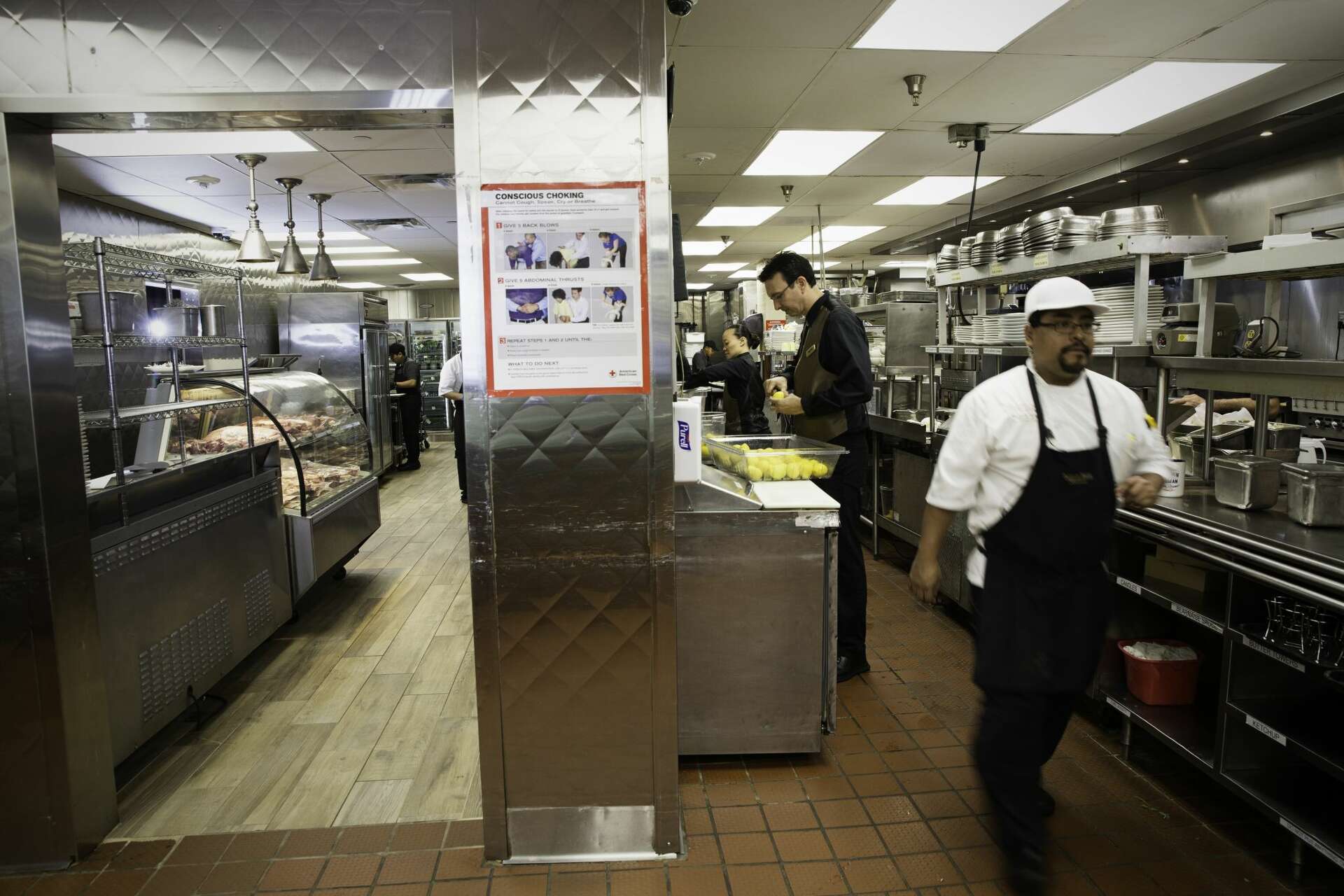 Houston's Taste of Texas steakhouse unveils million-dollar makeover