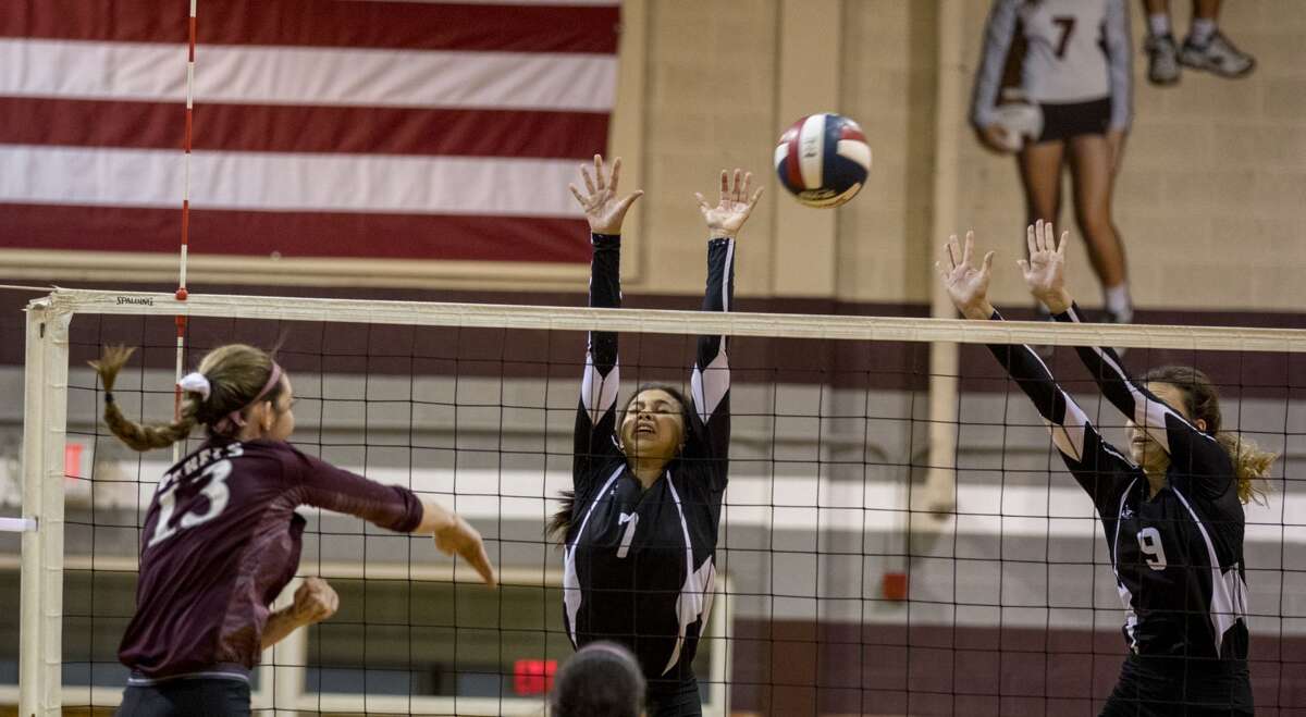 Permian volleyball vs. Lee High School