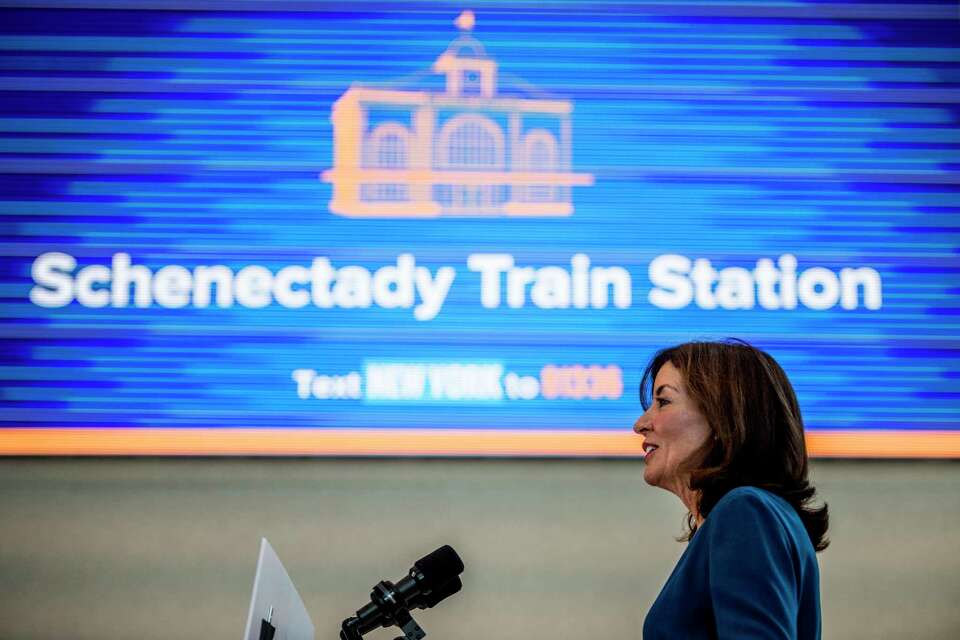 Schenectady Amtrak station opens ahead of schedule