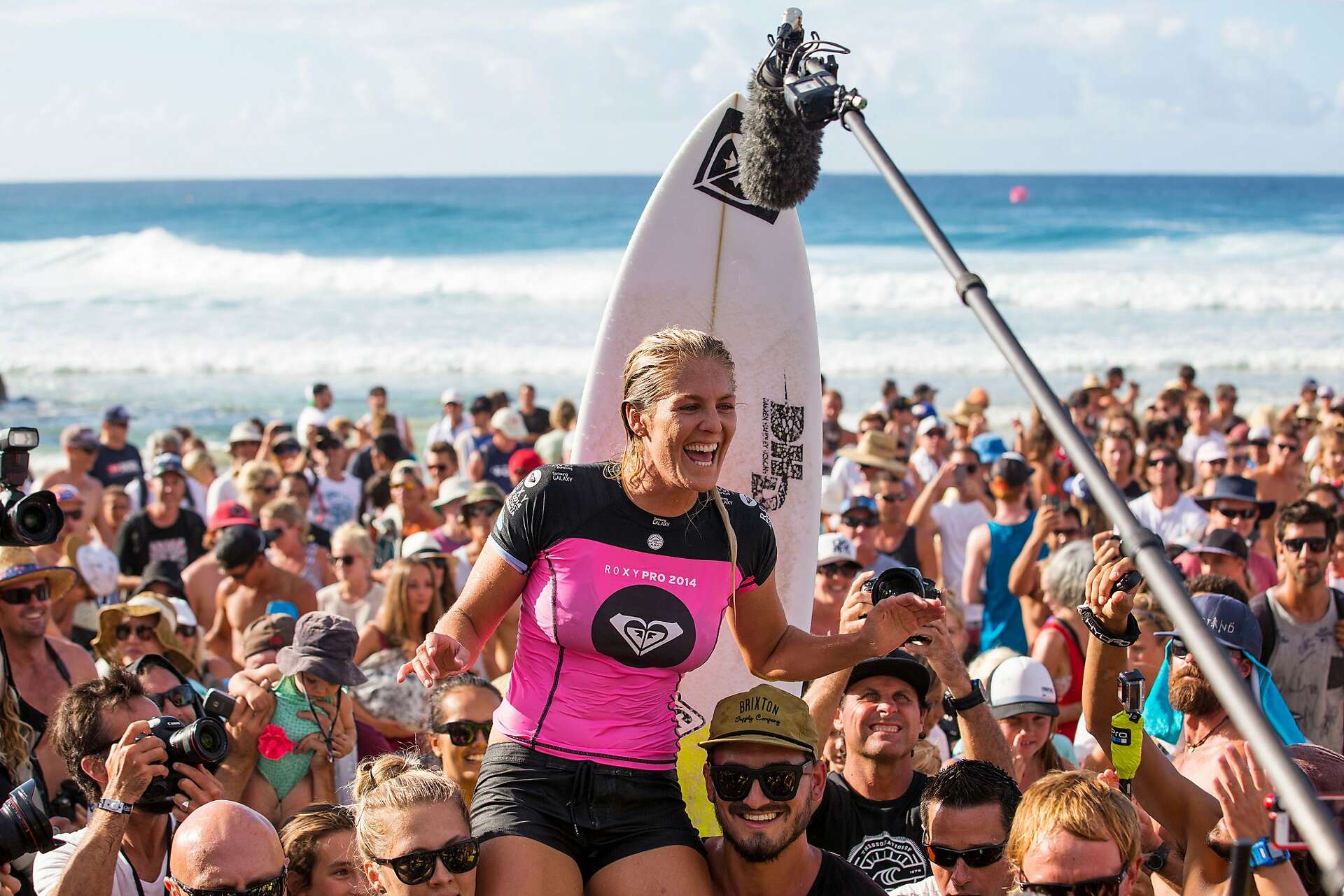 Ocean Beach event highlights pay equality for female, male surfers