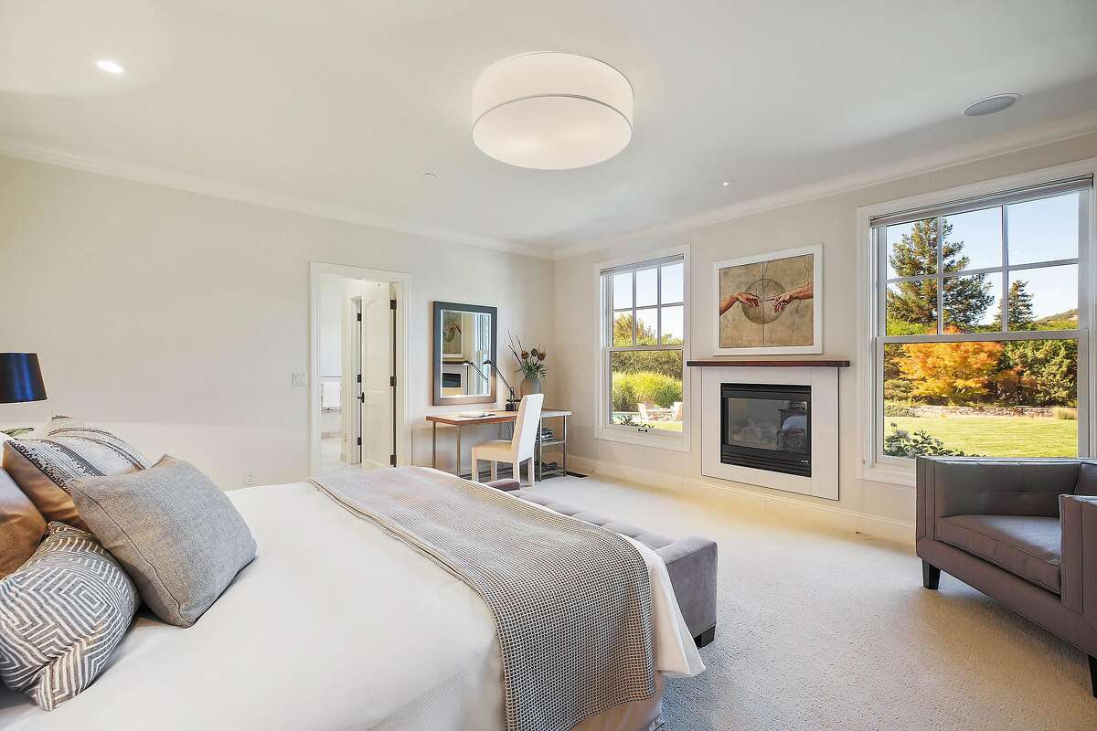 Walk-through: Octagonal sun room, sumptuous owner’s suite await in two ...