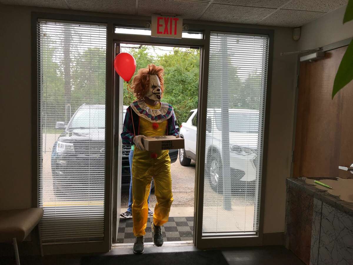 Houstonians freak out as scary clowns make unexpected doughnut deliveries